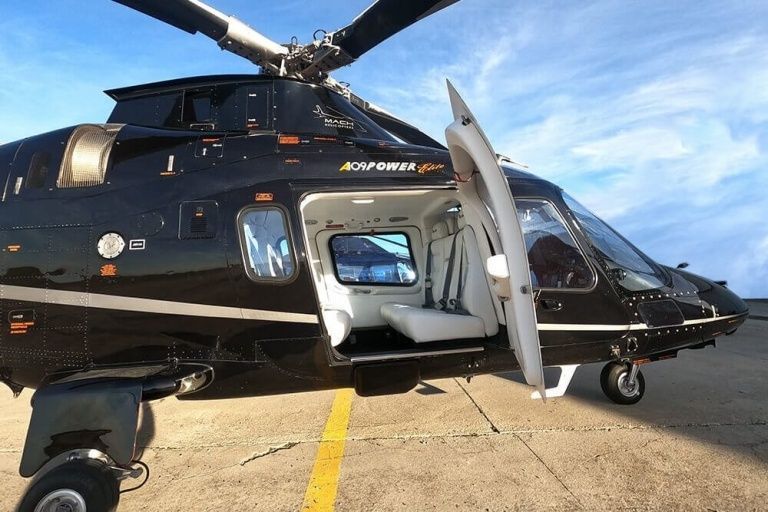 Helicóptero Agusta A109 | Flota de Helicópteros - Mach Helicopters