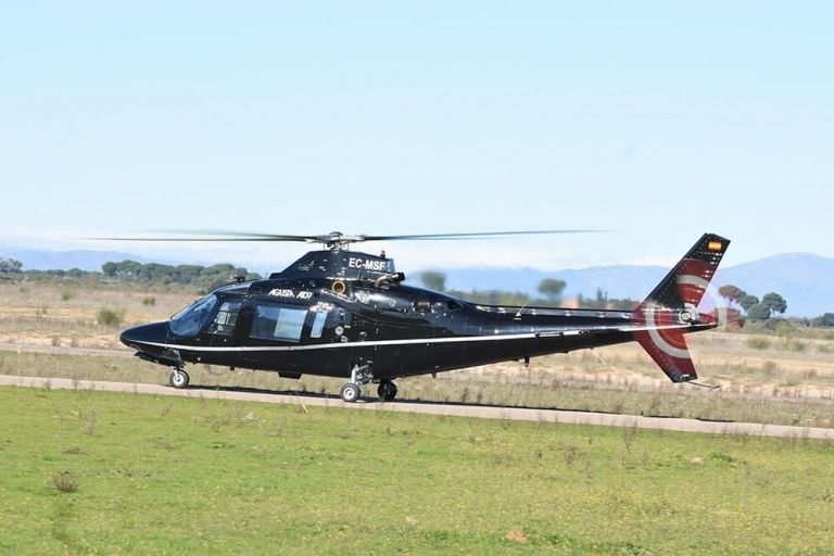 Helicóptero Agusta A109 | Flota de Helicópteros - Mach Helicopters